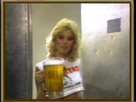 Hooters 1st commercial