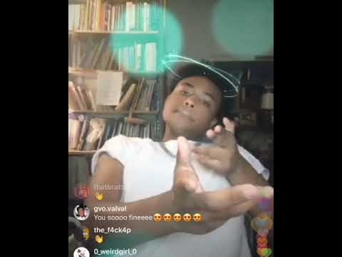 Luh Kel singing on live🥺❤️