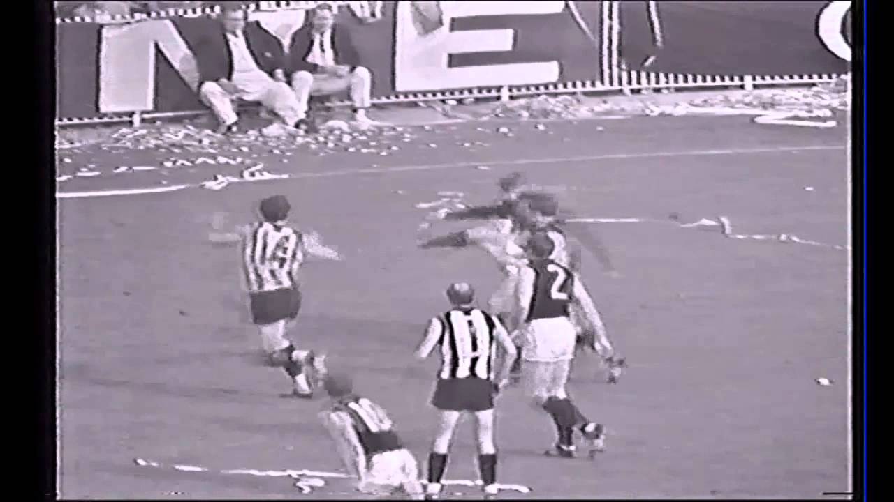 Alex Jesaulenko player bio 1985 - YouTube