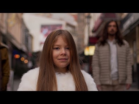 Maria Nicole - Orasul Faptelor Bune  - (Official Video )