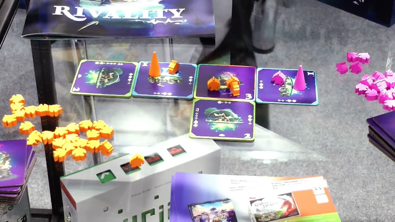 Prototype of pieces on the board | MATRX GIPF