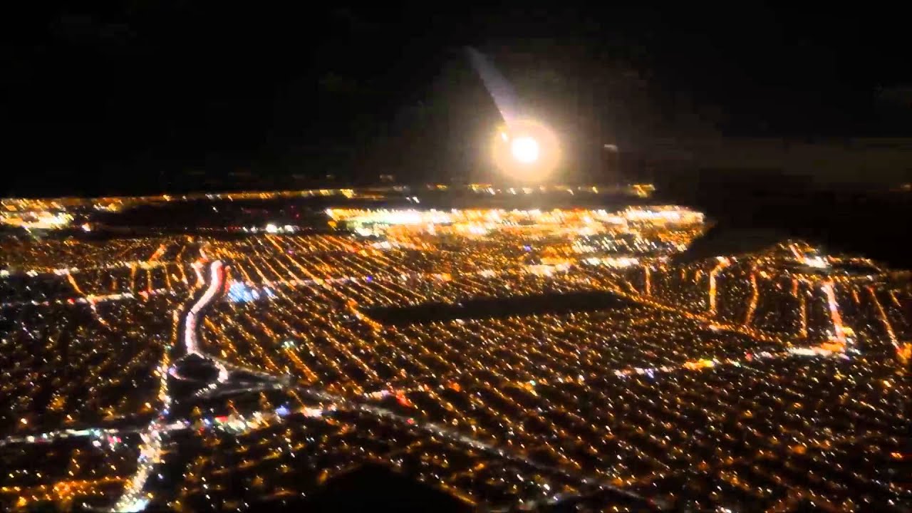 Delta DCA LGA Night Landing RWY 31 - YouTube