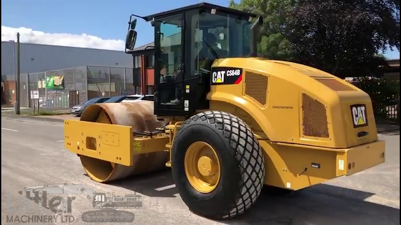CAT CS64B - 2015 - 125 - Starting and running - YouTube