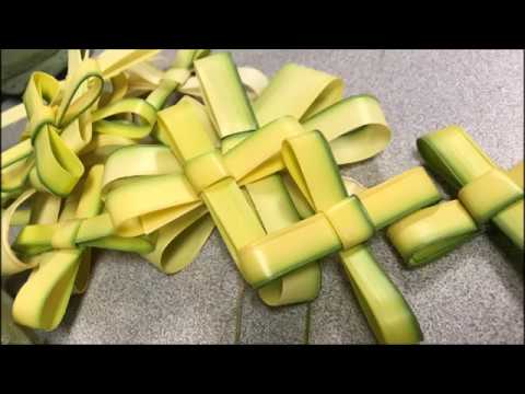 How to fold palm crosses - YouTube