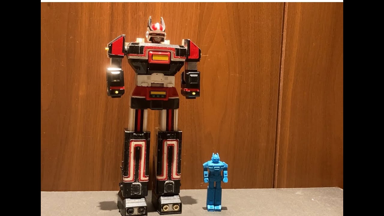Johnny John John's toy 「バイオロボ！ Bio Robot!! Le géant Bioman!!」 - YouTube