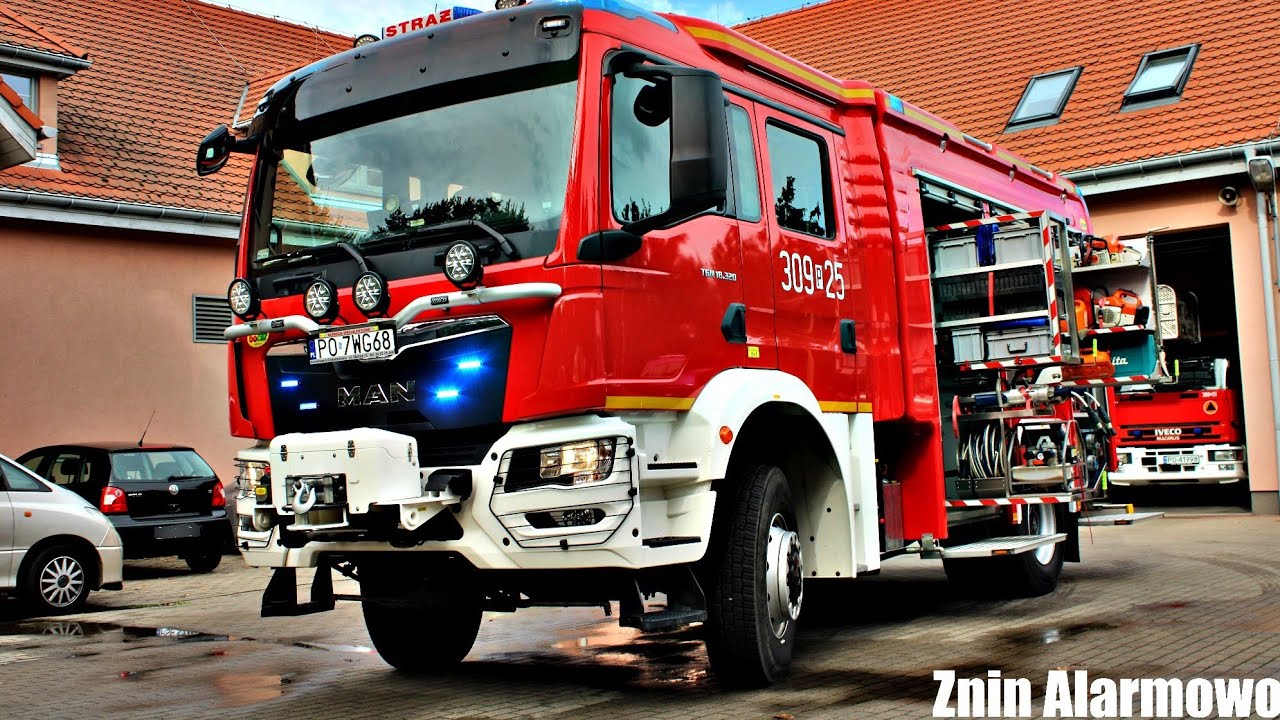 Pokazy sygnalizacji świetlno-dźwiękowych JRG 9 Mosina - pokaz zraszaczy ...