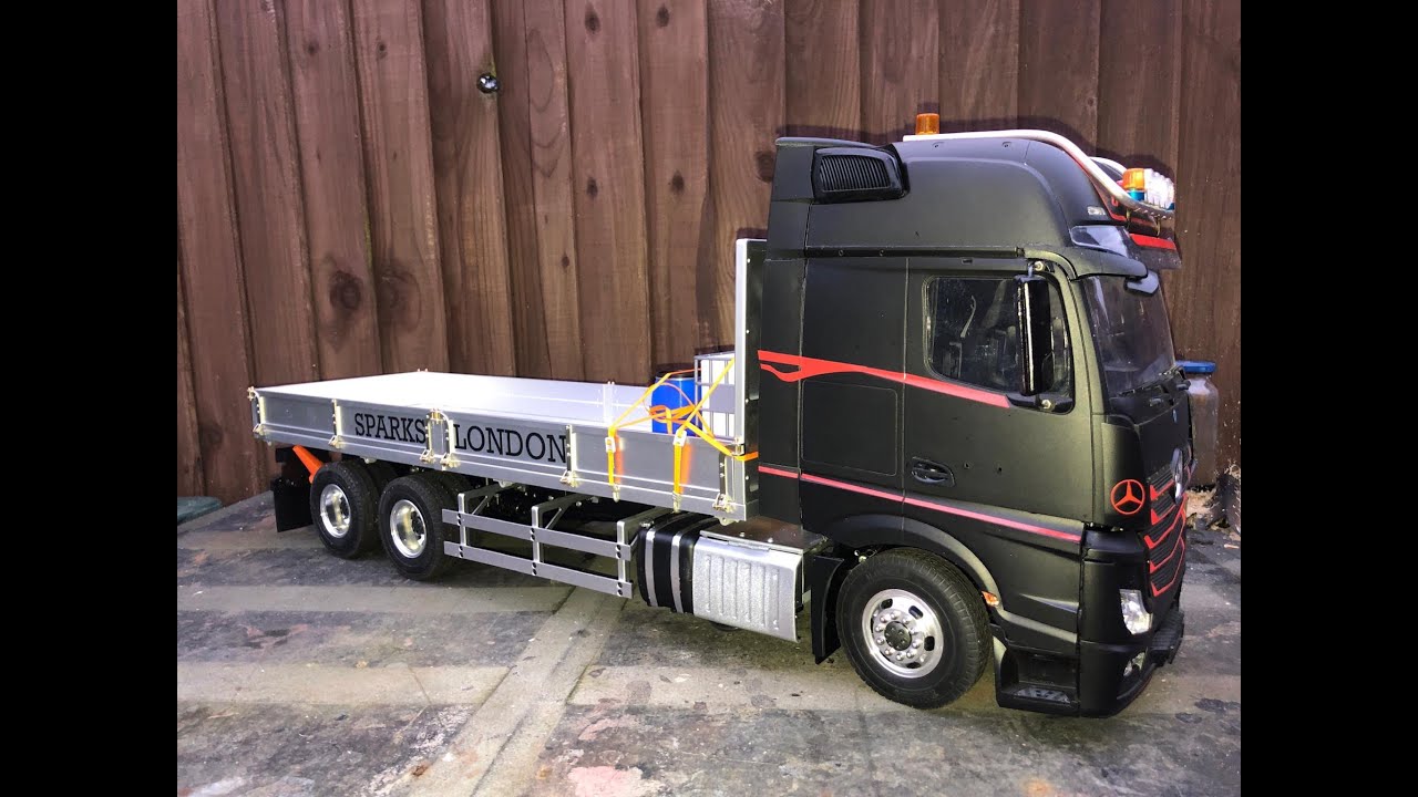 Mercedes Actros rigid build story. Built Aug 2020 - YouTube