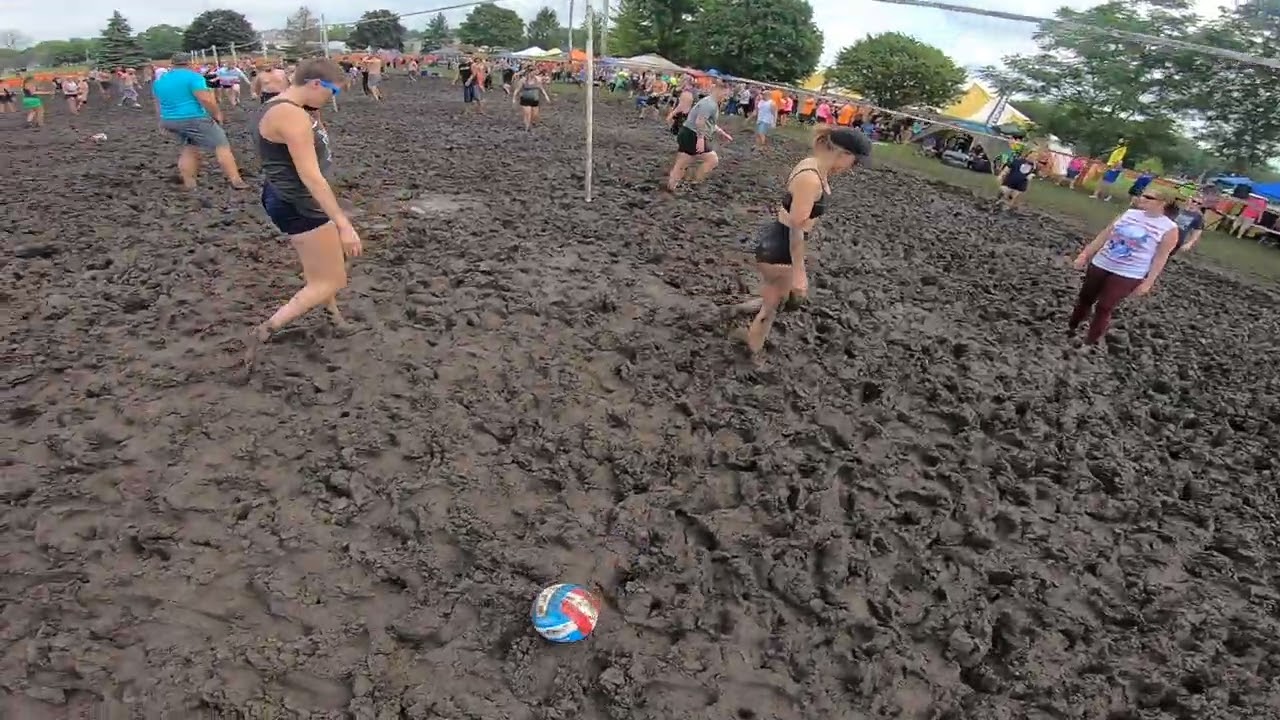 Mud Volleyball 2022 - YouTube