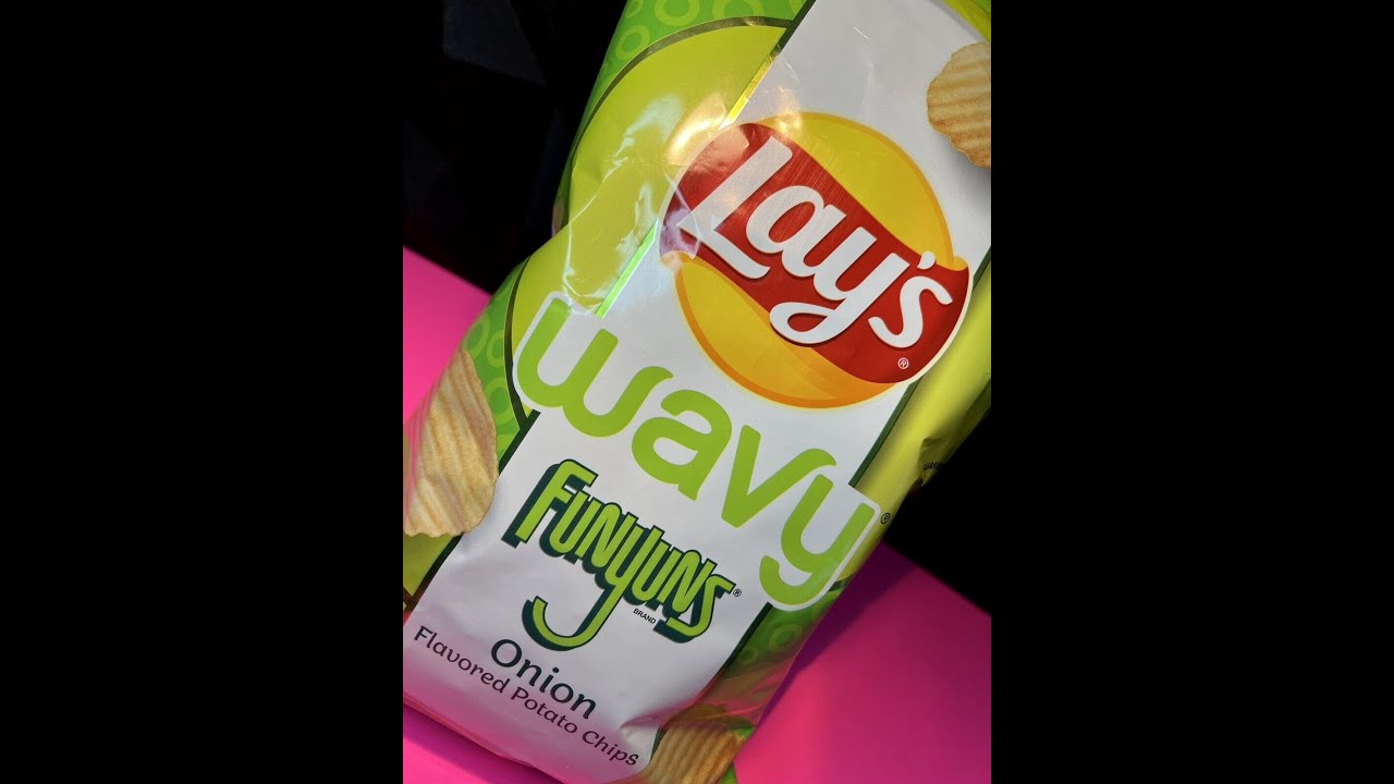 Lay’s Wavy Funyon Chip review - YouTube