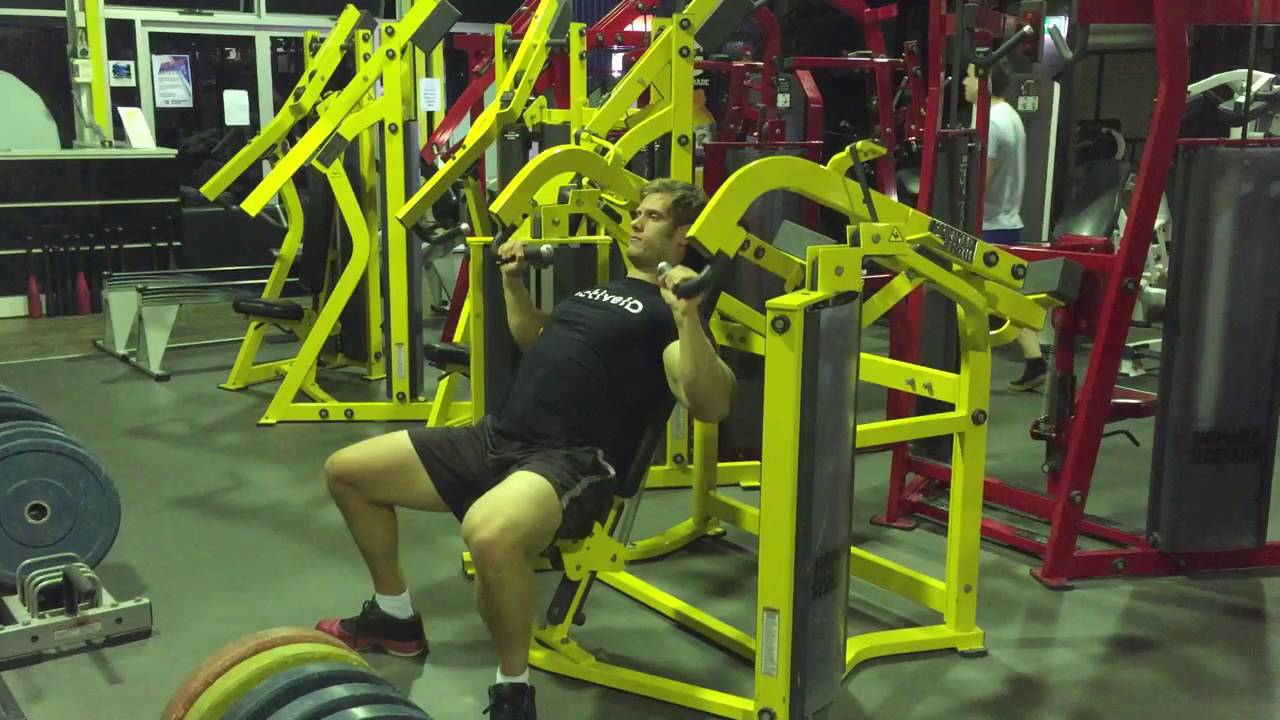 Machine Shoulder Press Demo - YouTube