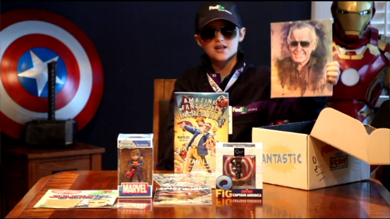 Stan Lee Box Unboxing Video - YouTube