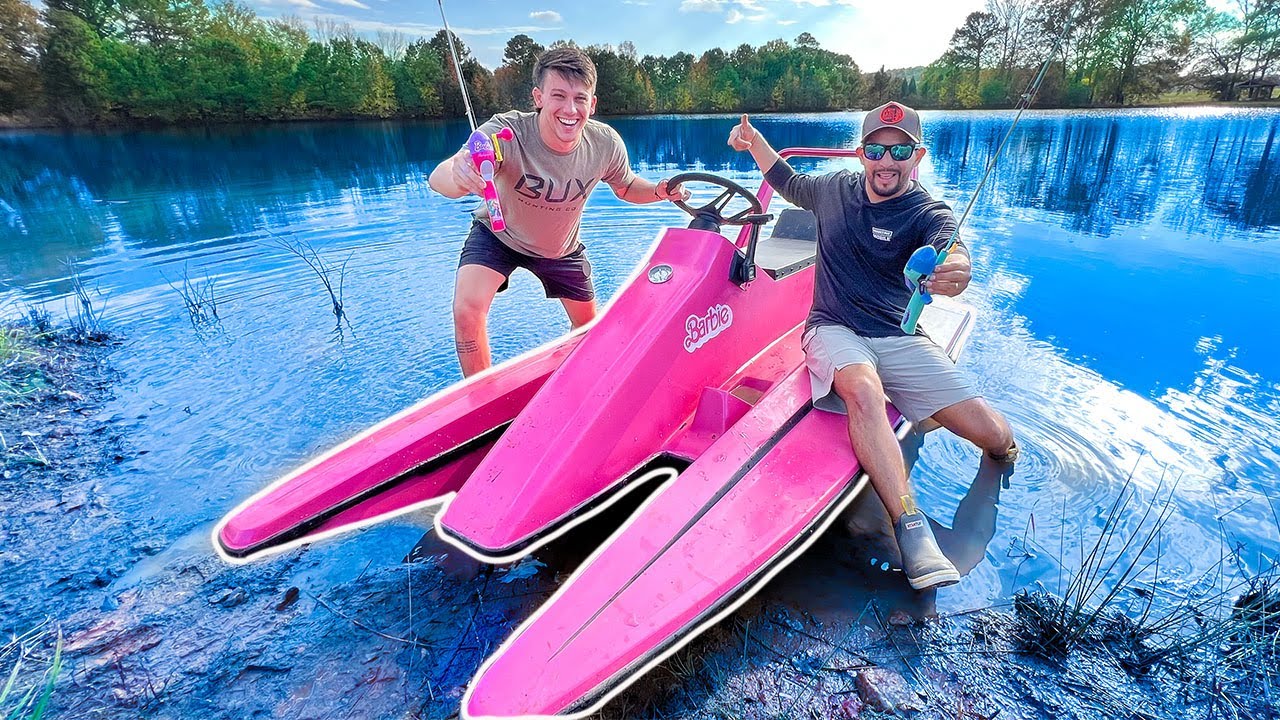 1V1 Fishing CHALLENGE on MICRO SPEED BOAT SCOOTER!! (barbie rod) - YouTube