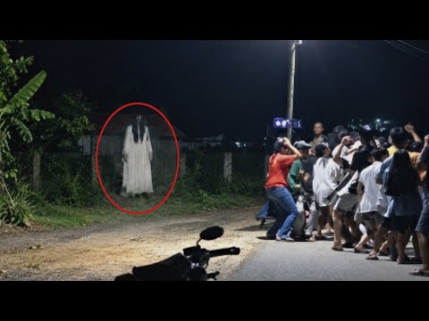 KUNTILANAK Saat Warga Asyik Joget! 6 Penampakan Hantu  yang Bikin Satu Kampung Geger