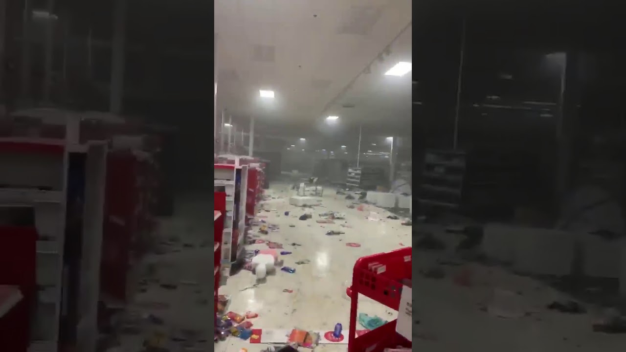 The Minneapolis Target is getting destroyed part-by-part (Target ...