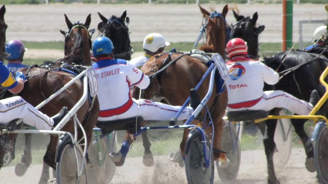 2010 Malta, The Racing Club - YouTube