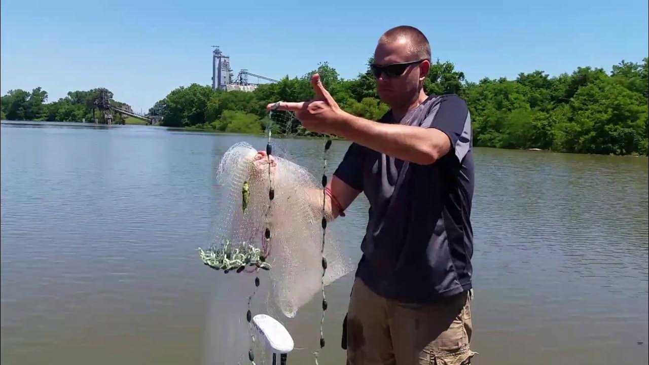 How to Throw a Cast Net (the basics) Simple easy way to start learning to use a cast net. - YouTube