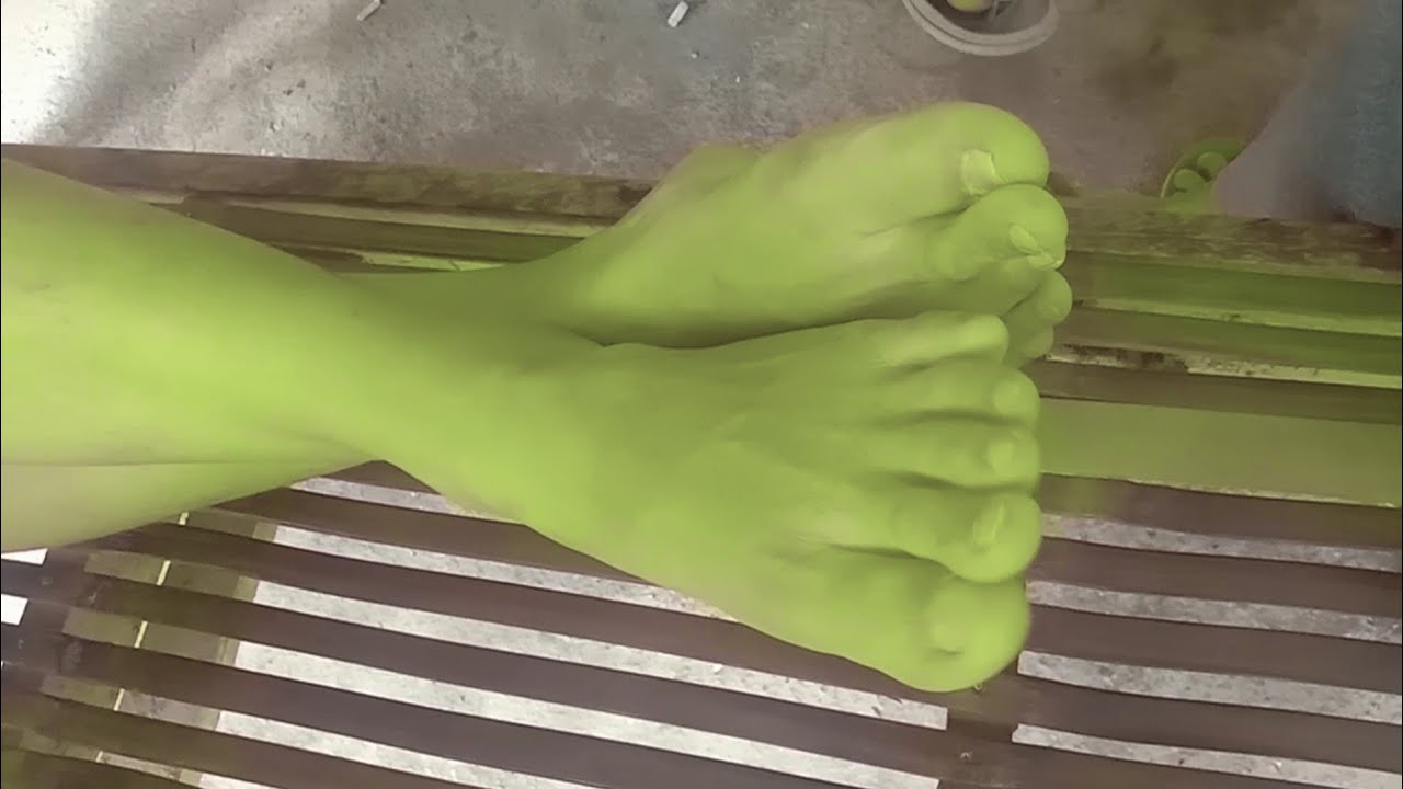 country girl toes | Shie hulk transformation in real life - YouTube