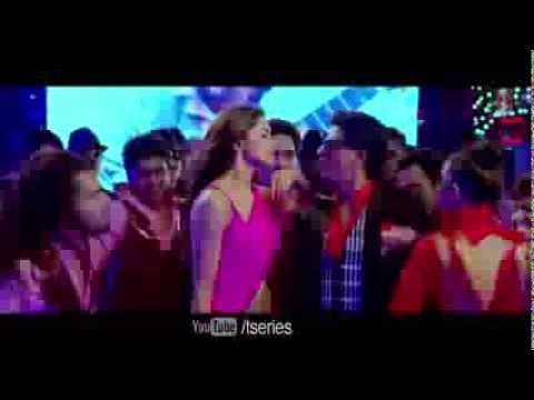 New Lungi Dance from Chennai Express