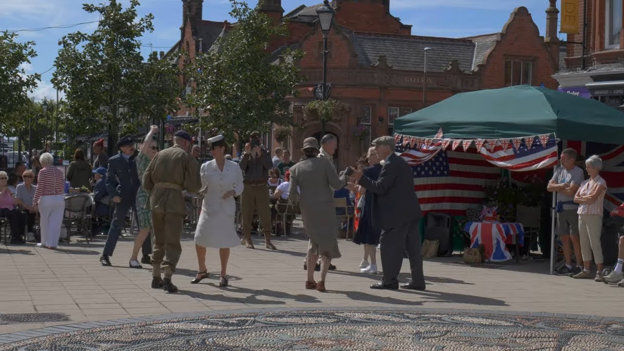 Lytham St Annes 1940s Wartime Weekend 2022 - Dancing in the Square #1 ...