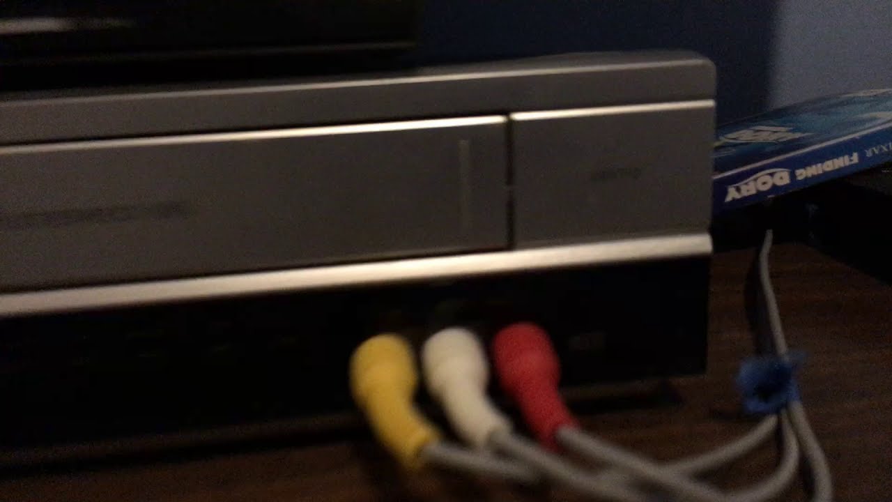 Zenith XBV713 DVD VCR combo( Part 2) - YouTube