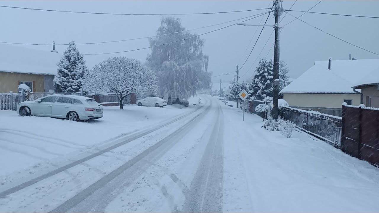 23. decembra 2023 jazda s autom , obec Jarok - do Nitry časti Jurkov ...