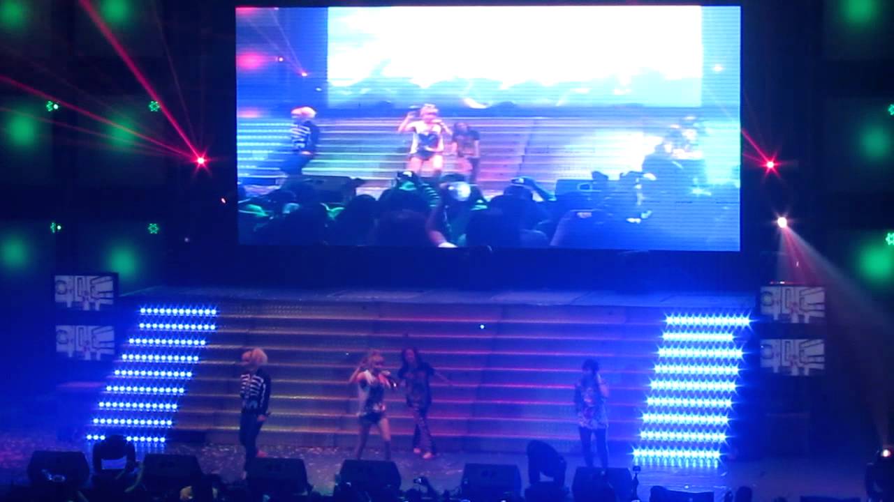2NE1 ARANETA CONCERT HD(5/6) - YouTube