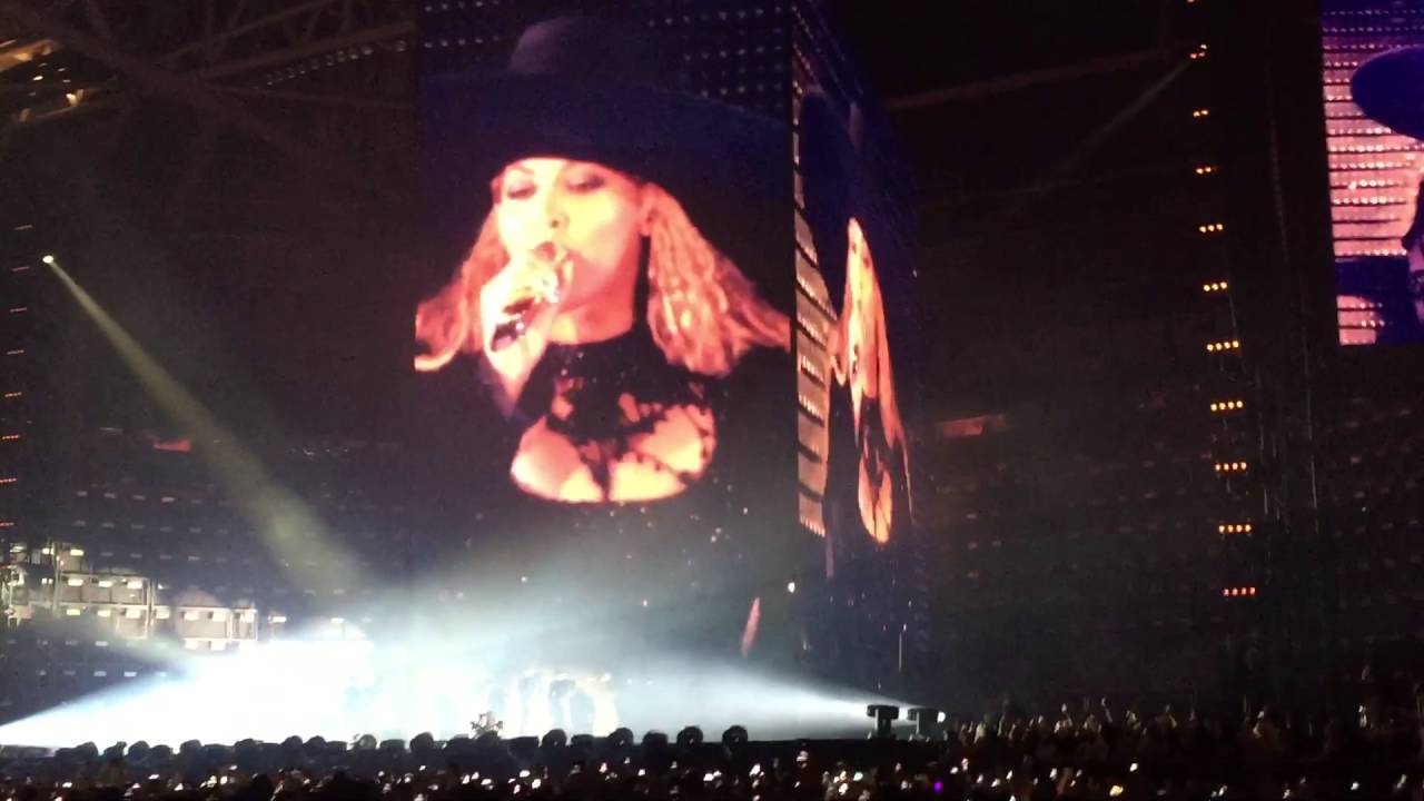 BEYONCE, formation tour. Intro "formation" Cardiff - YouTube