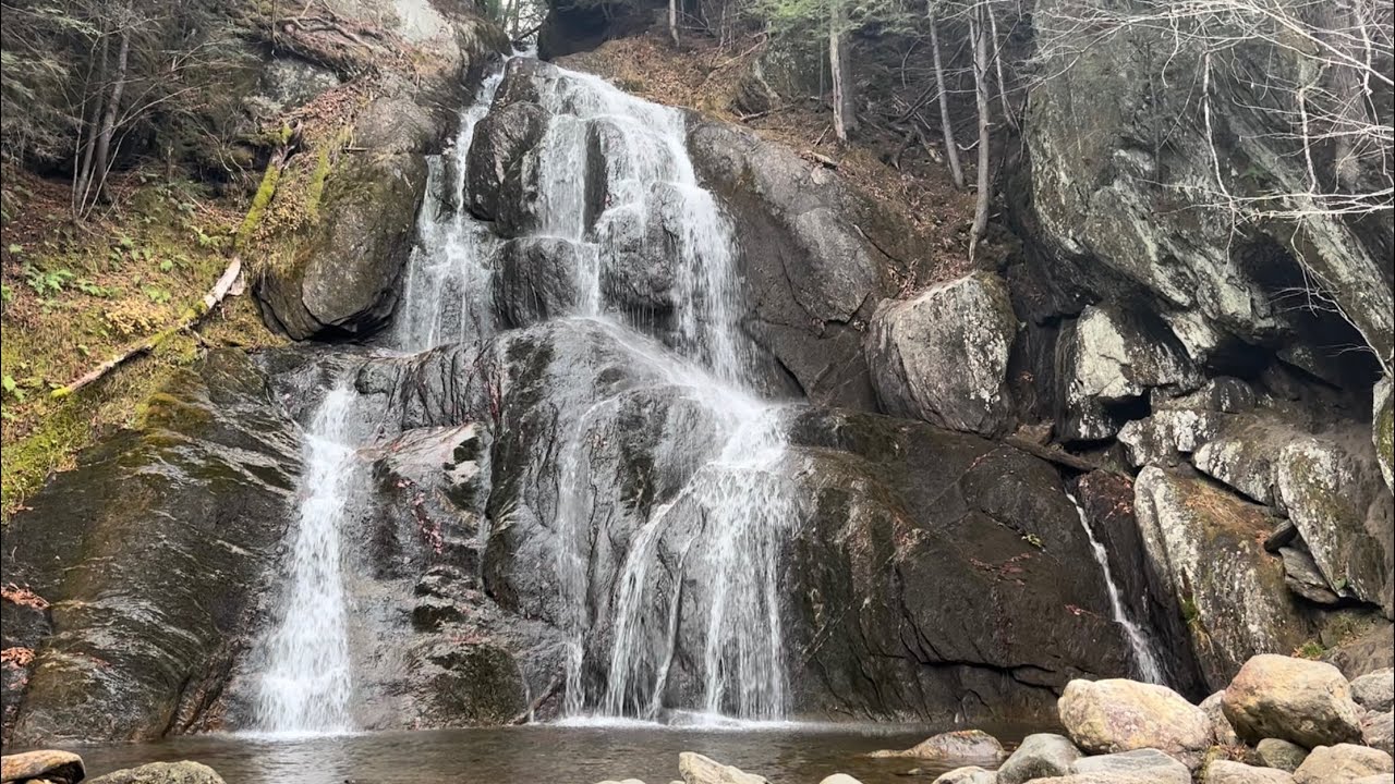 Traveling in Middlebury, Vermont: The Hidden Gem of New England - YouTube