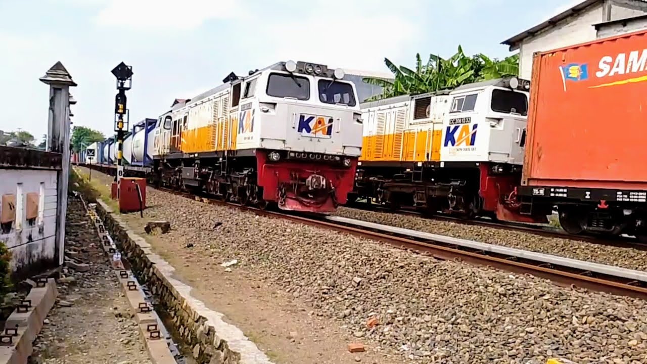 PALANG PINTU PERLINTASAN KERETA API JL PETEK SEMARANG - KOMPILASI 11 ...
