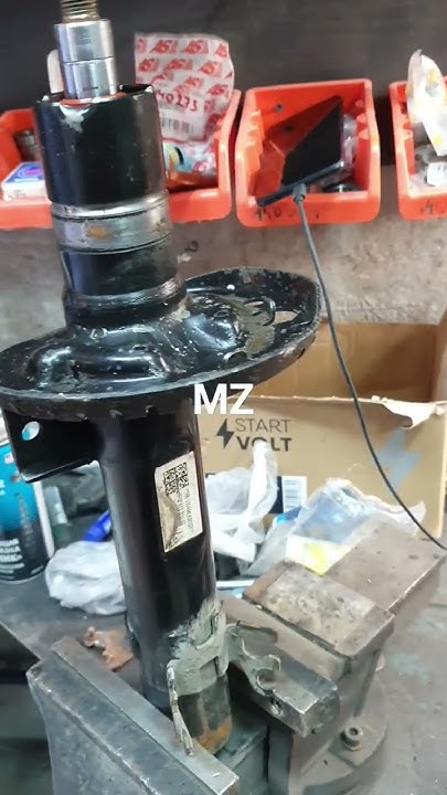 Передний Амортизатор на Фольксваген Поло, он же Шкода Рапид , до и ...