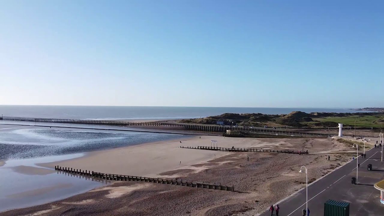 Littlehampton harbour park mini mavic - YouTube
