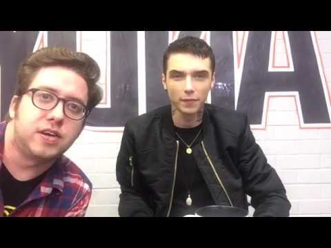 Livechat with Andy Biersack and Joe Flanders - YouTube