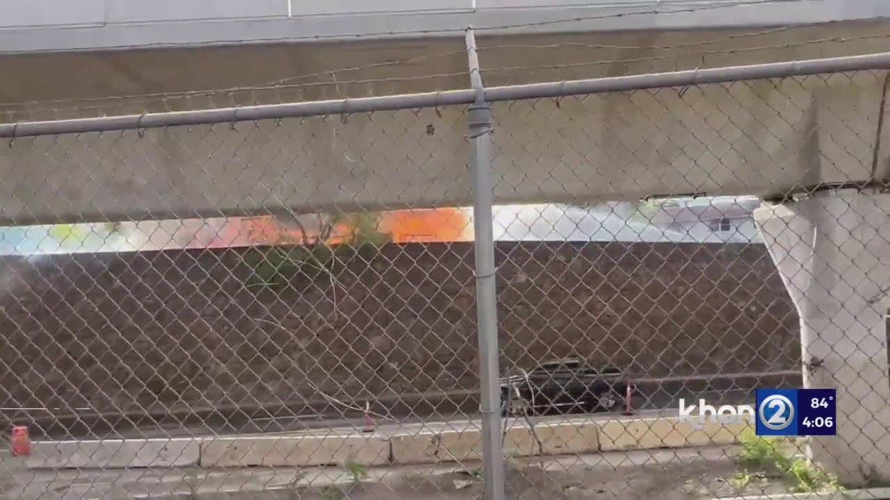 HFD respond to two-story building fire near JBPHH - YouTube