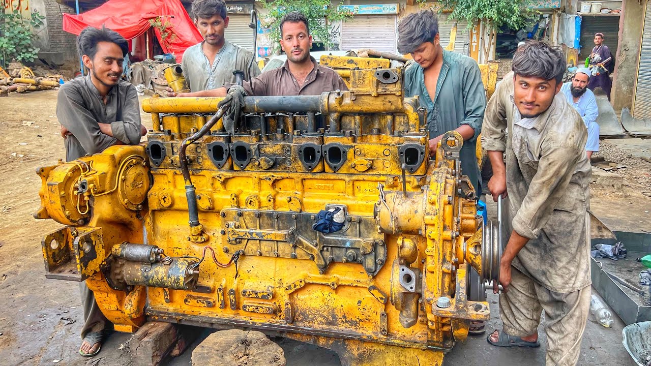 Rebuilding CAT Bulldozer Engine Completely || Repair and restore D155 ...