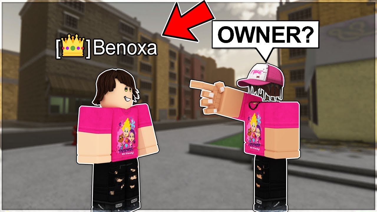 Copying Peoples Outfits as The OWNER in Roblox Da Hood - YouTube