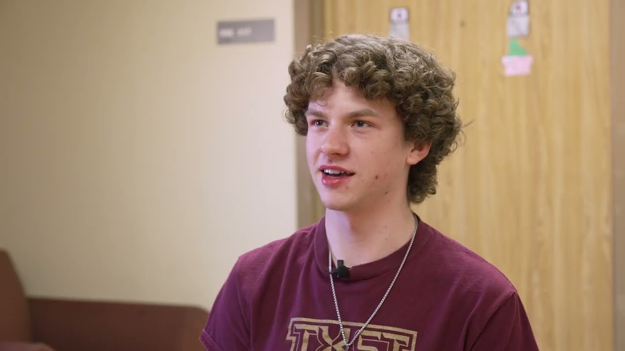 TXST Dorm Tour: Tower Hall - YouTube