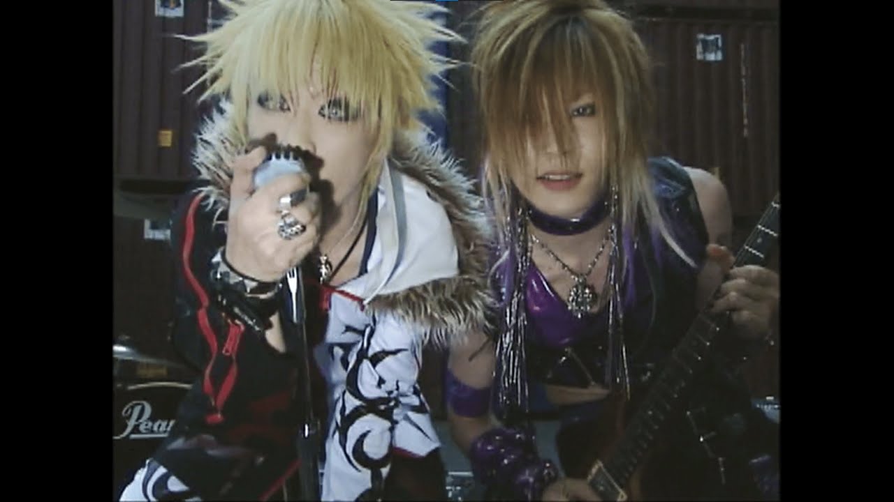 the GazettE - 舐~zetsu~ PV - YouTube