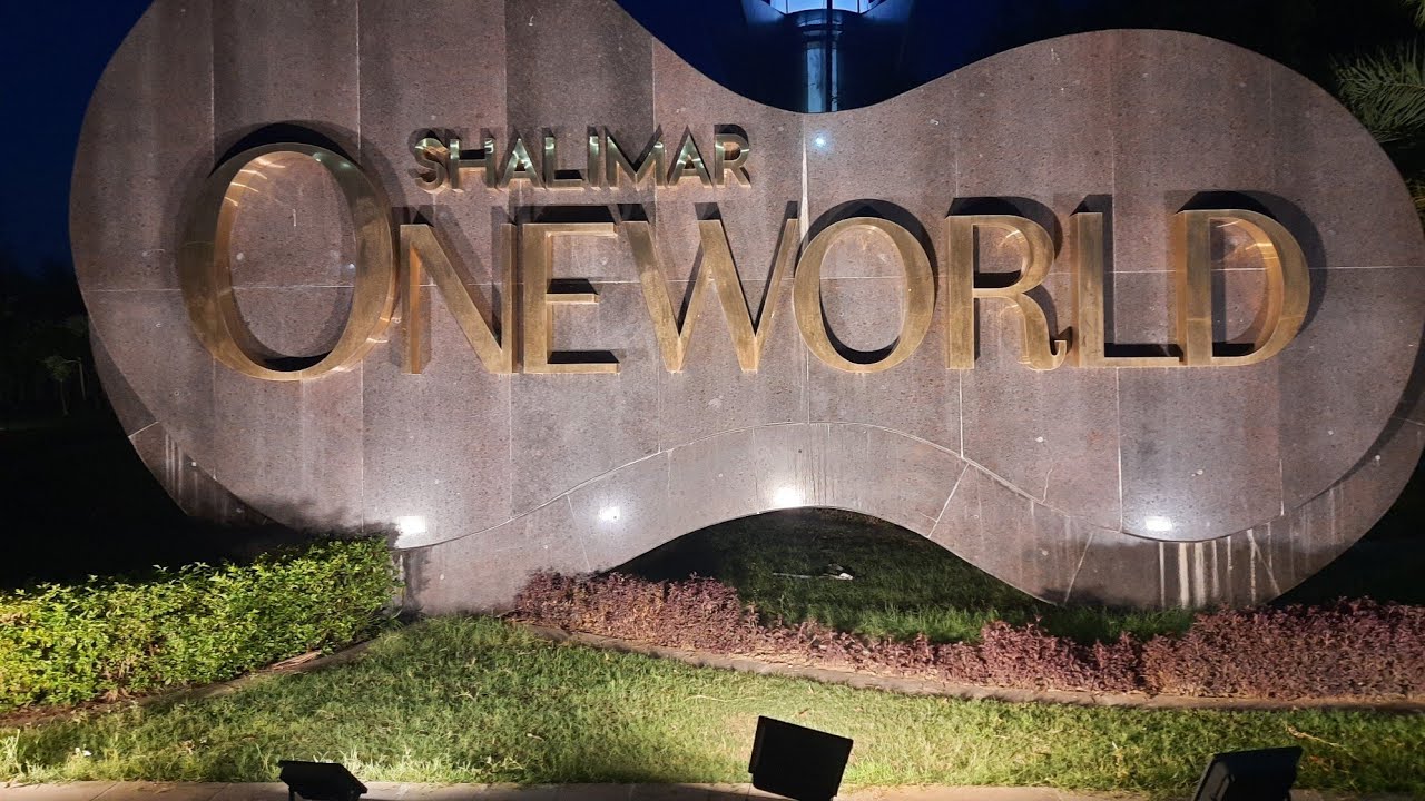 High Rise Towers in Lucknow // Luxury Flats available in Shalimar One ...