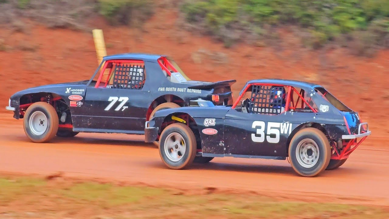 Taipa Speedway - Kings Birthday Weekend Day 2 B-Grade Saloons - 1/6/25 ...