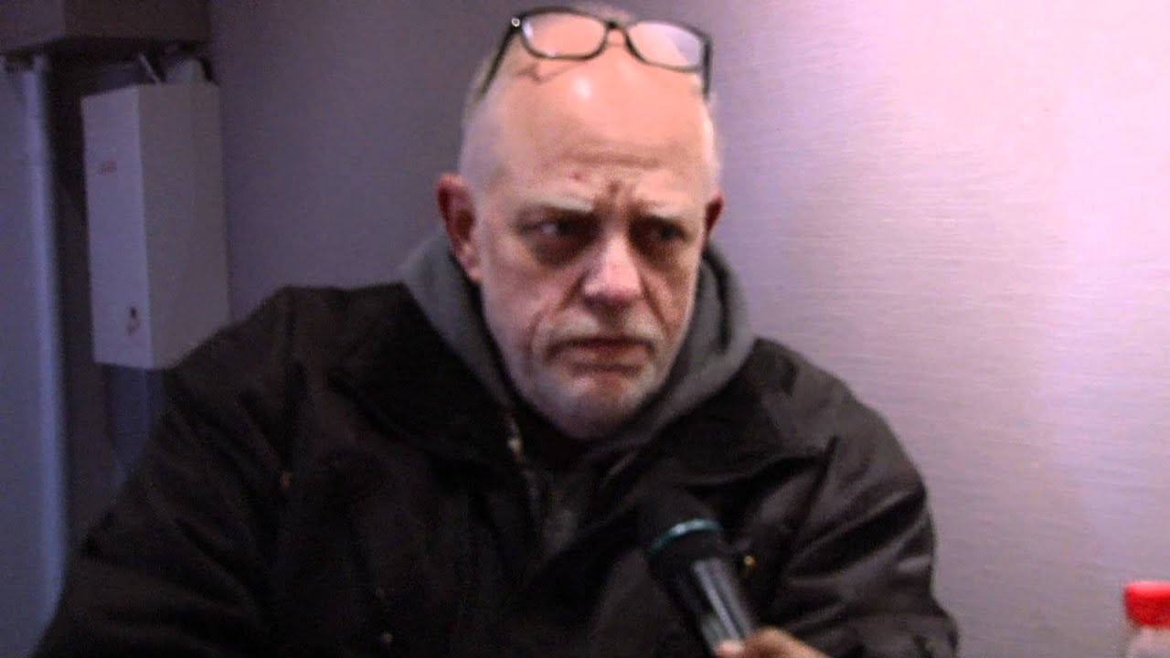 Oslo-Drug addict in 3D mode - YouTube