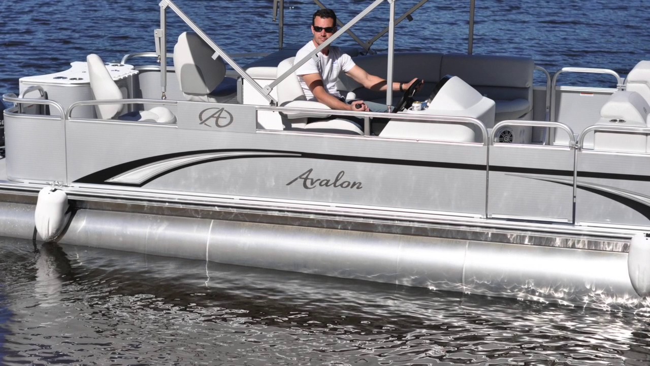 Boat Show - YouTube