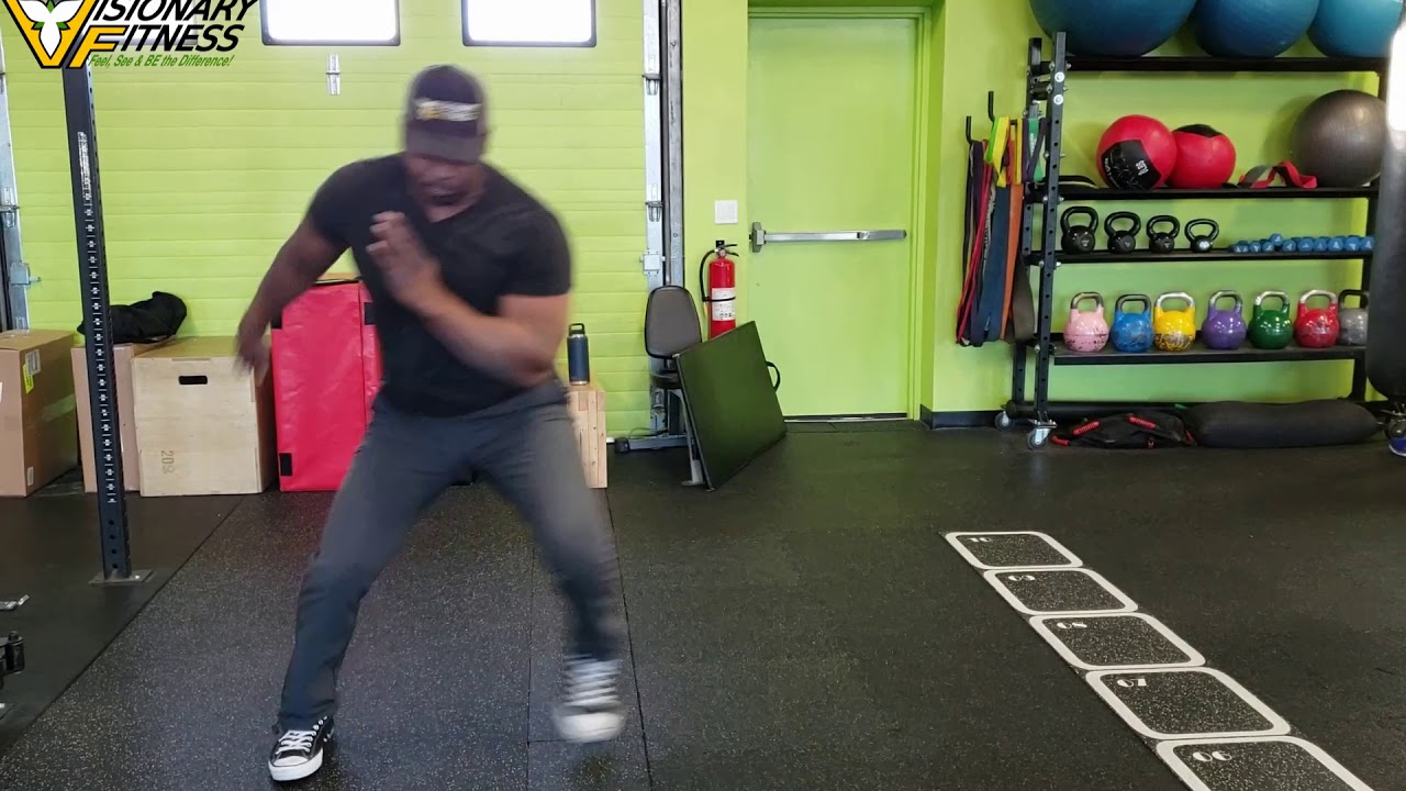 CURTSY LUNGE WITH LATERAL SWEEP - YouTube