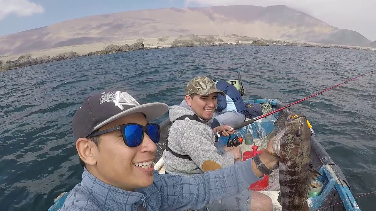 SALIDA DE PESCA EN BOTE - PLAYA CAÑAMO - YouTube