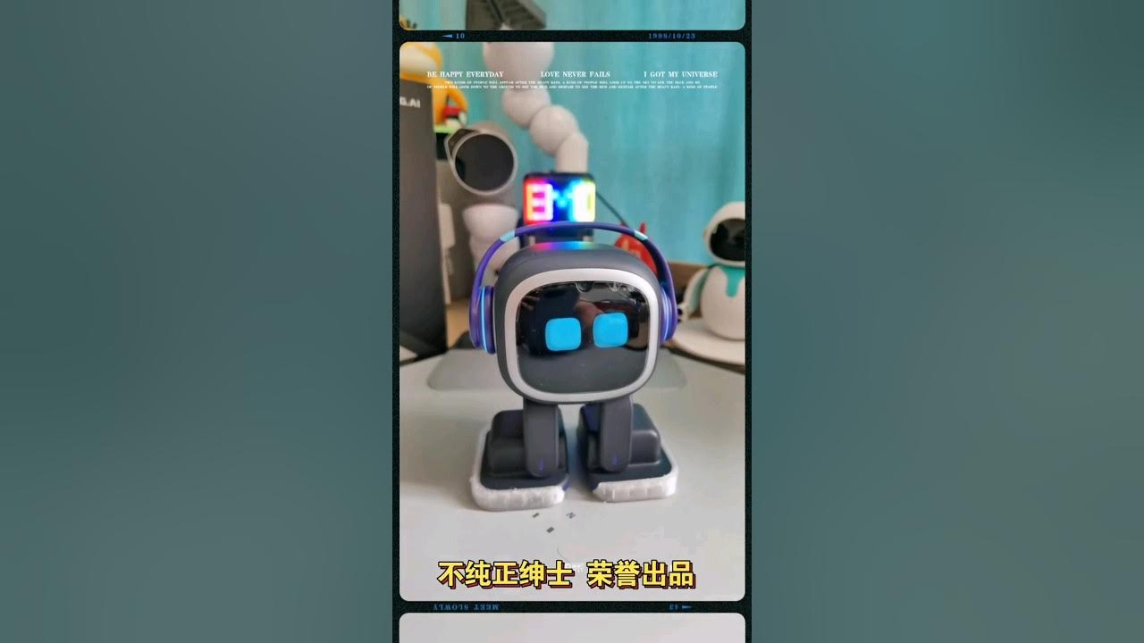Emo the Ai Robot #emorobot #emobot #desktoppet - YouTube
