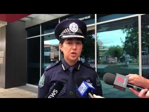 SAPOL trialling new patrol vests - YouTube