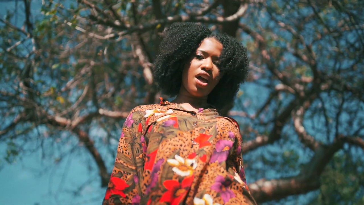 Marlaé - Berry (Official Video) - YouTube