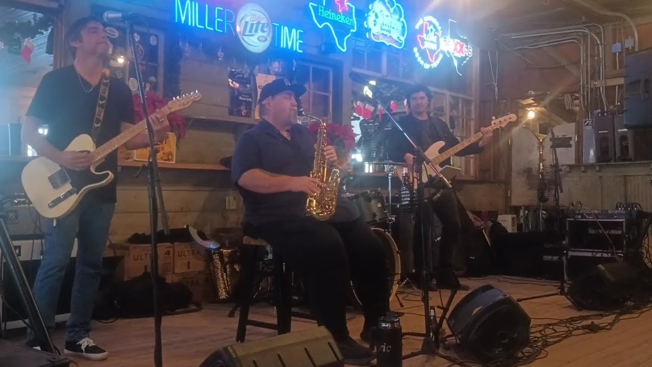 Eric Demmer Band, "Move Your Rug" at Gruene Hall 12-26-24 - YouTube