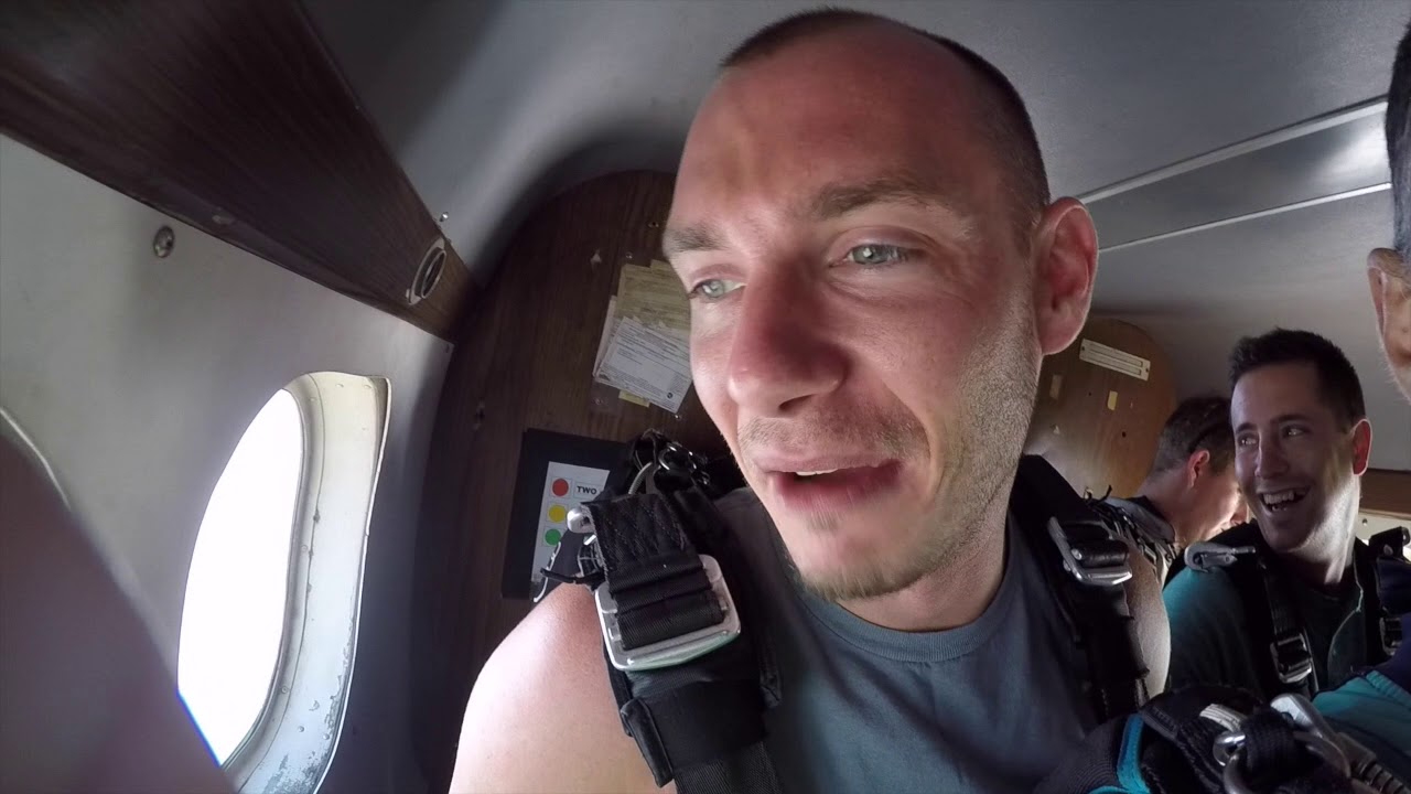 Skydive Tennessee Kyle Cheek - YouTube
