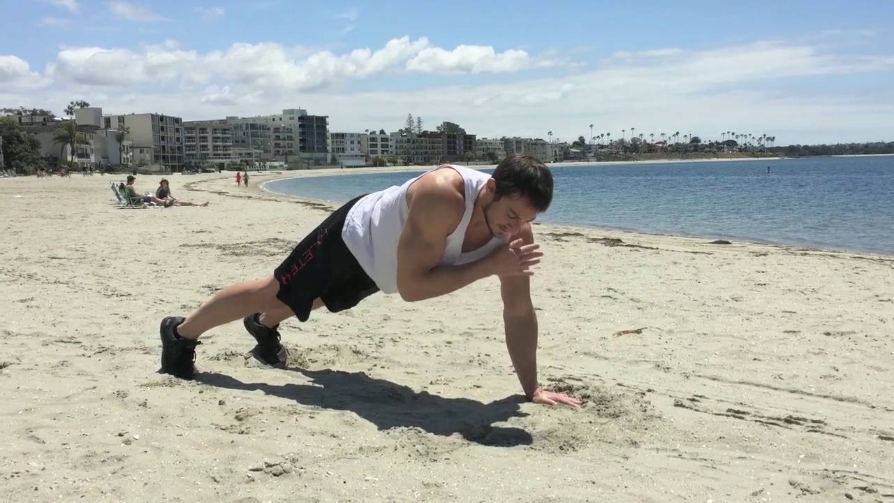 Plank Shoulder Touches - YouTube