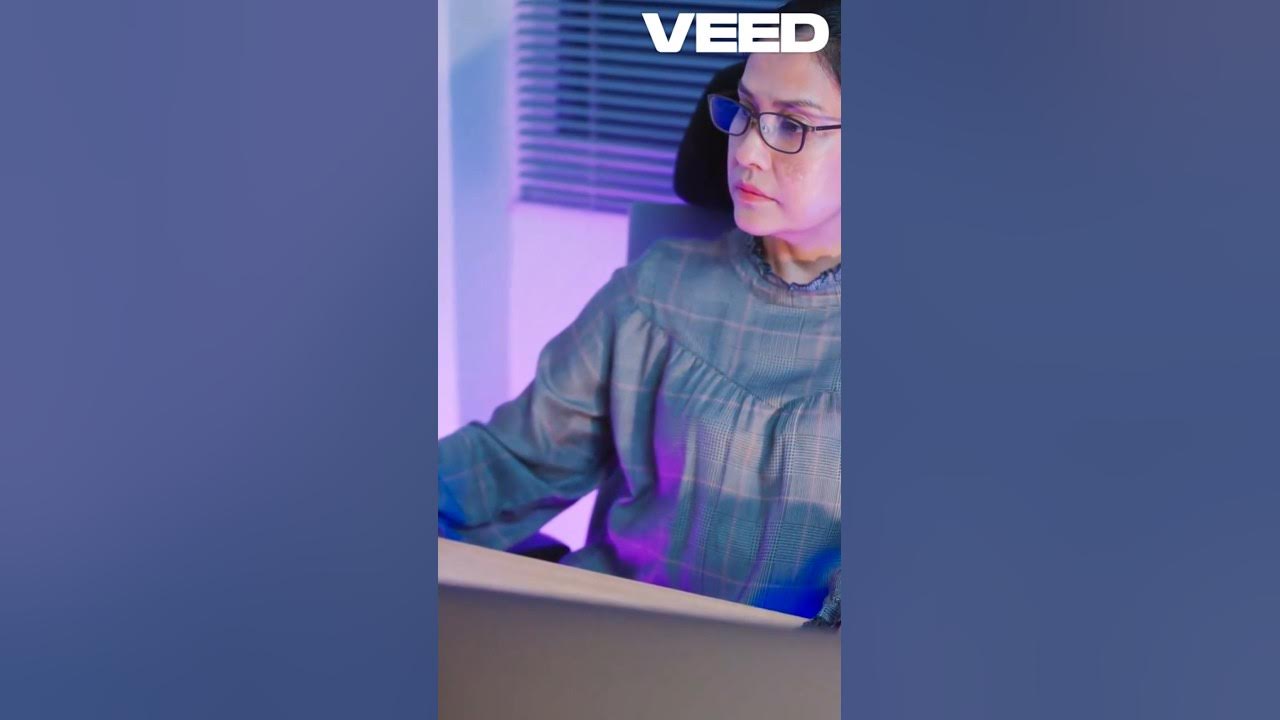 Writing first program in C++: Write Hello, World! - YouTube